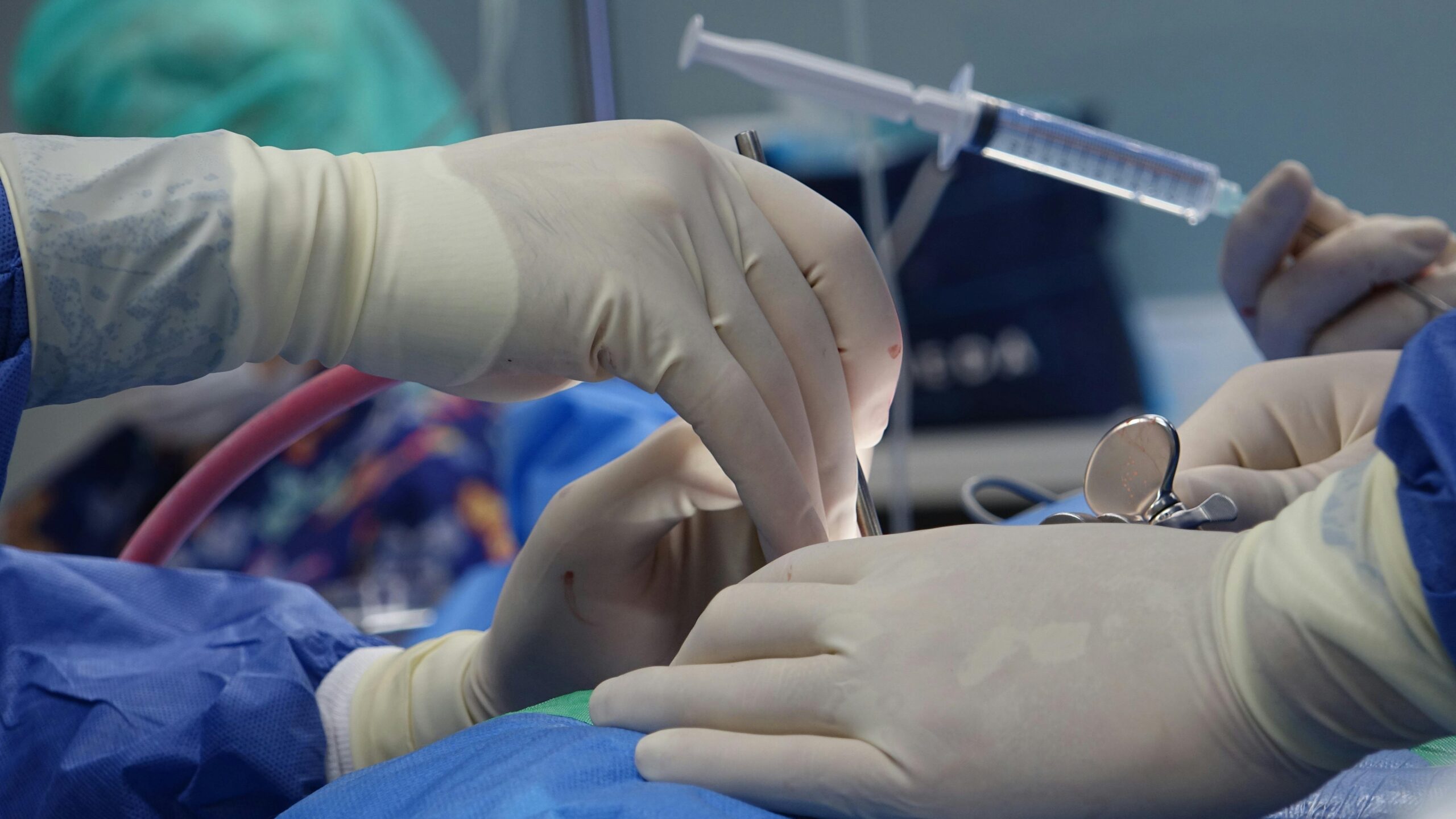 Top Signs You Need to See a Neurosurgeon for Your Neurological Concerns ...
